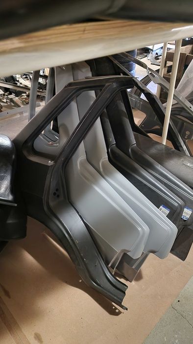 Кузовні деталі 2101-07 2108-2115 2121-2123: 1 000 грн. - Кузови легкових автомобілів Стопчатів ...