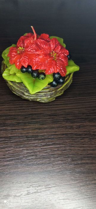 Воскова свічка у вигляді корзинки з квітами 200 грн Свечи ручной работы Запорожье на Olx