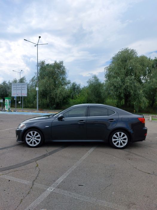 Lexus is 250 2007: 7 300 $ - Lexus Київ на Olx