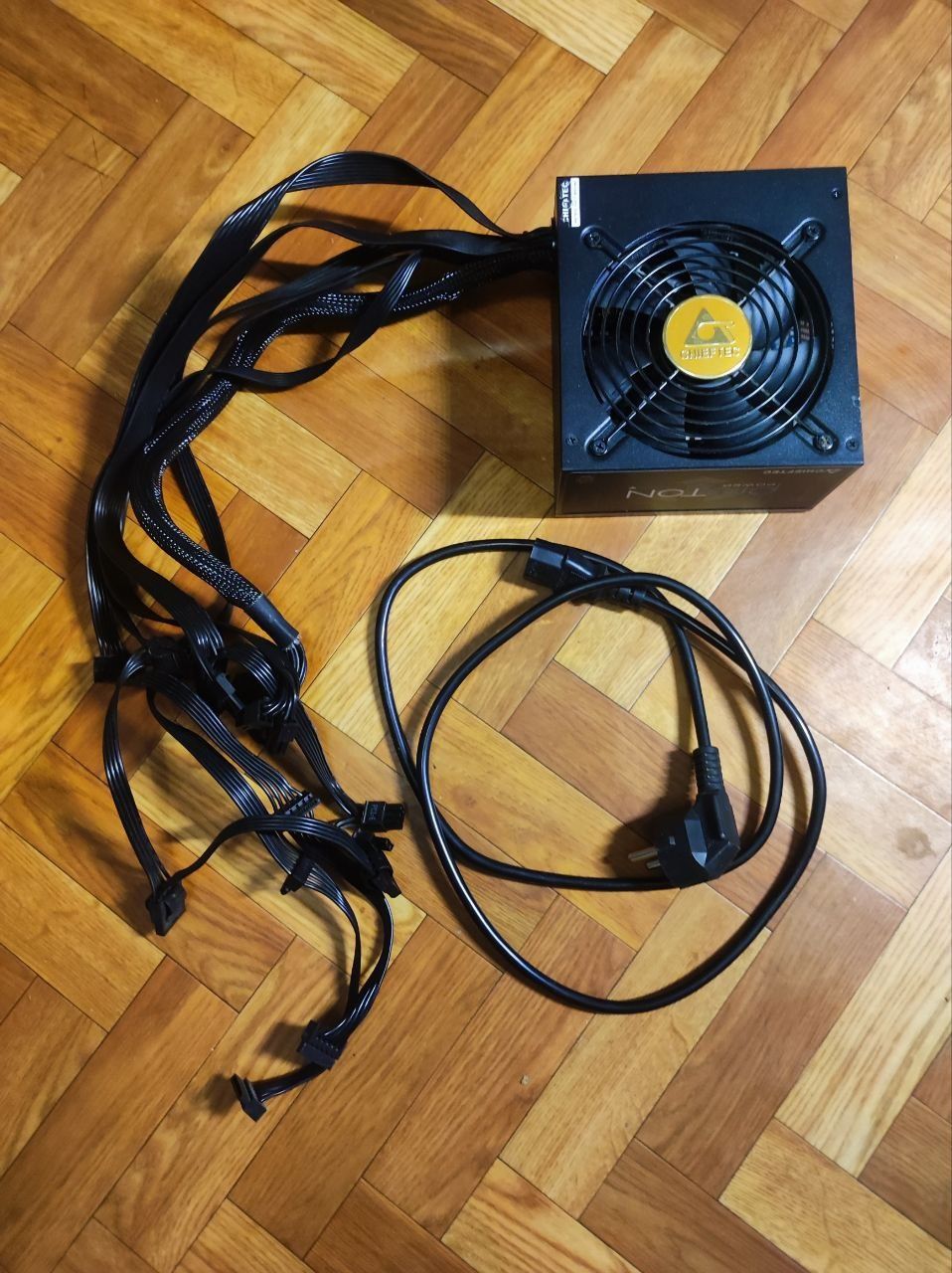 Chiftec Блок питания 600W Chieftec proton BDF-600S: 2 100 грн ...