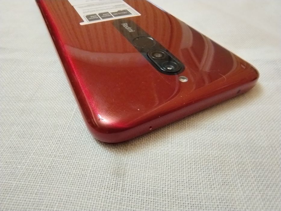 Мобільний телефон Xiaomi Redmi 8 (3/32): 2 000 грн. - Мобільні телефони ...