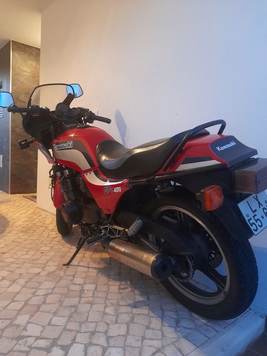 Kawasaki gpz 400 Fernão Ferro • OLX.pt