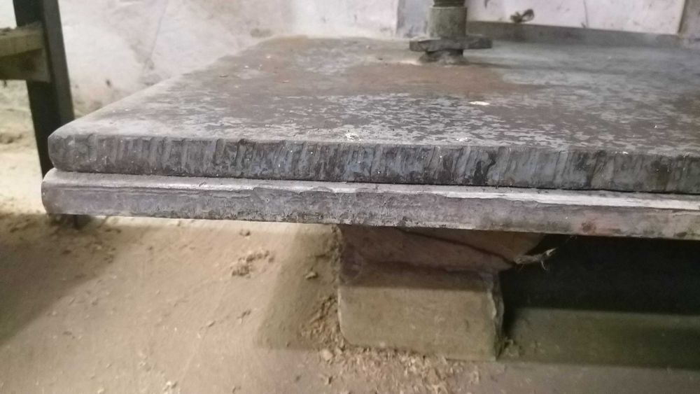 Пресс для выравнивания изделий из дерева: 3 000 грн. - Ручний ...