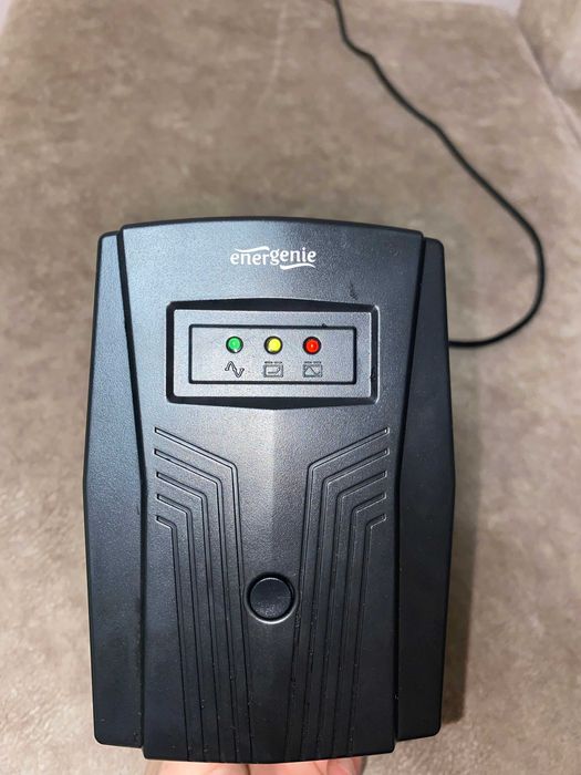 Безперебійник (ДБЖ) Energine (для запчастин або ремонту): 250 грн ...