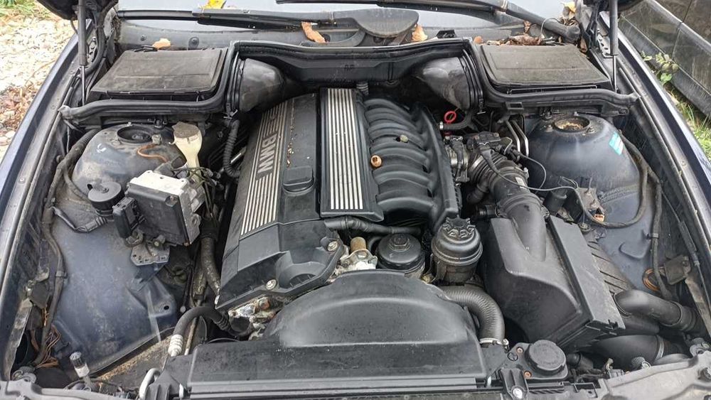 Silnik bez osprzętu Goły słupek BMW E36 323i E39 523i 2,5 m52b25 ...