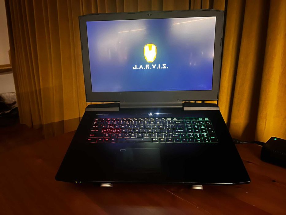 LAPTOP CLEVO P870KM-G - CPU i7 9700k - GPU GTX 1070 Warszawa Wola • OLX.pl