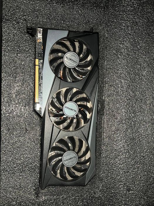 AMD Radeon RX 6700 XT 12GB Gigabyte: 9 250 грн. - Комплектуючі та ...