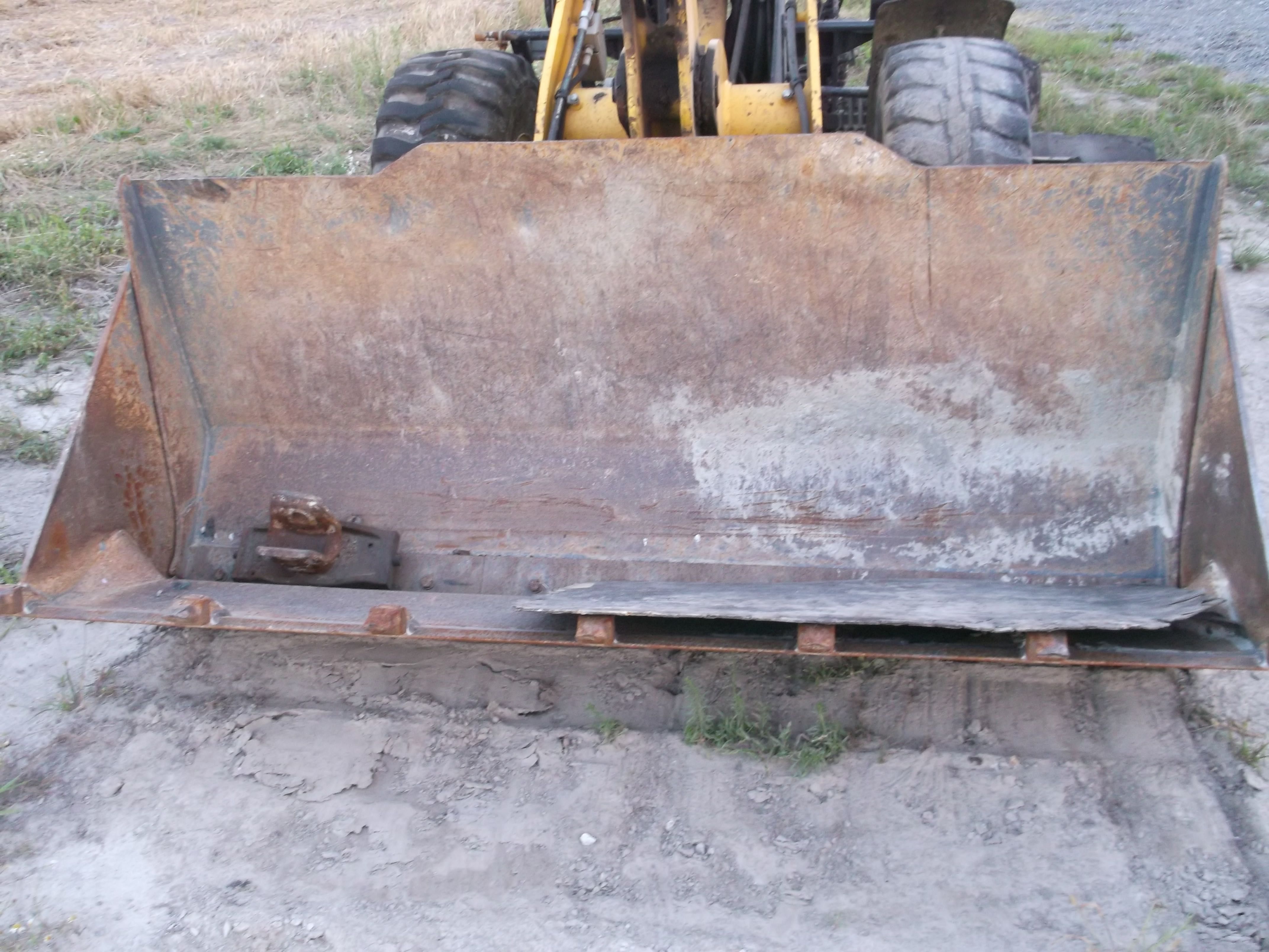 Komatsu WA70-7 --silnik,most,łyżka,ramie,pompa,koła,siłowniki ... Komatsu WA70-7 --silnik,most,łyżka,ramie,pompa,koła,siłowniki ...