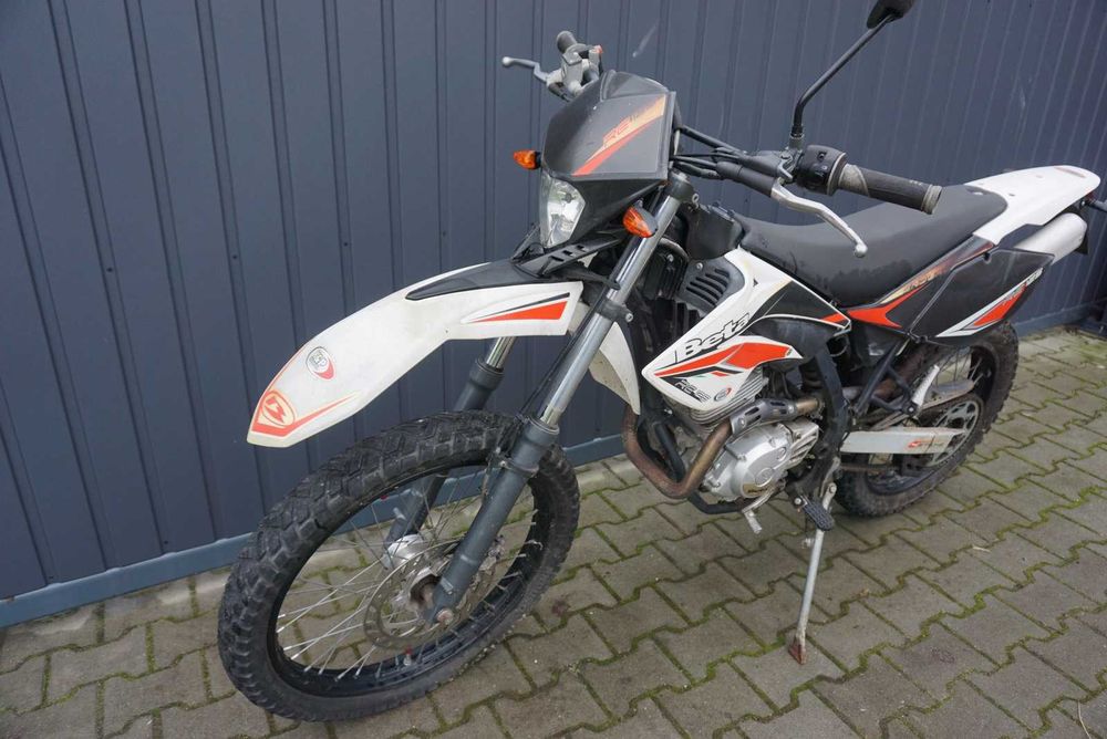 Beta RR 125 AC okazja TRANSPORT RATY CENA 5700zł Topola-Osiedle • OLX.pl