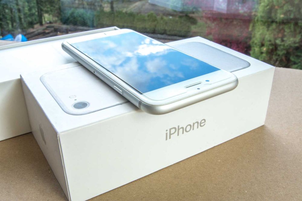 Iphone 7 Silver 32GB Stan sklepowy Góra Kalwaria • OLX.pl