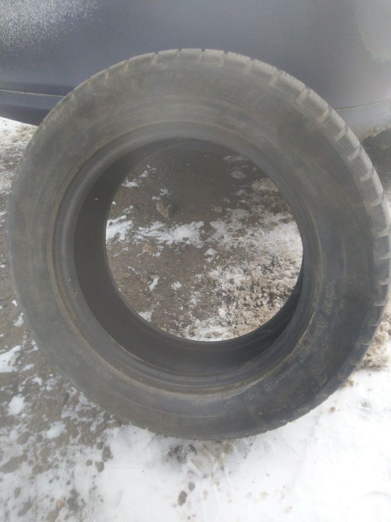 Продам покрышку колеса r15: 500 грн. - Автошини Первомайськ на Olx