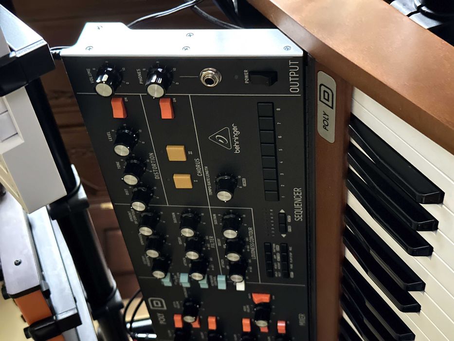 Behringer Poly D Porto • OLX.pt