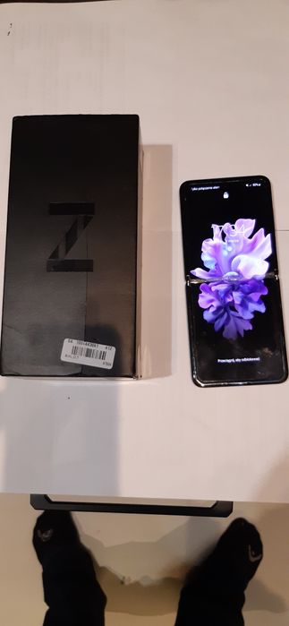 Samsung Galaxy Z Flip SM-F700F/DS 256GB Tarnowskie Góry • OLX.pl