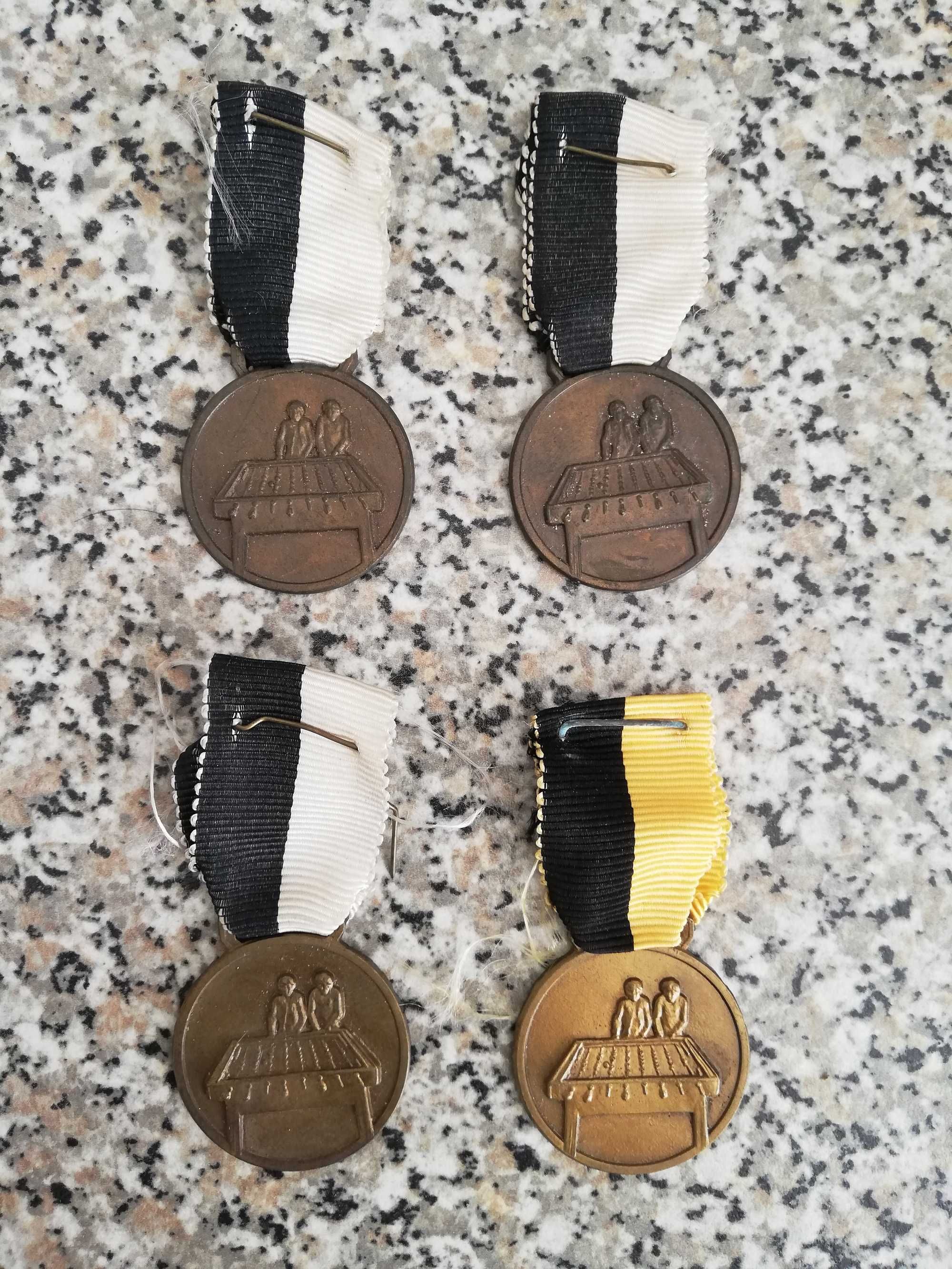 Medalhas desportivas antigas de diversos temas Benfica • OLX Portugal Medalhas desportivas antigas de diversos temas Benfica • OLX Portugal