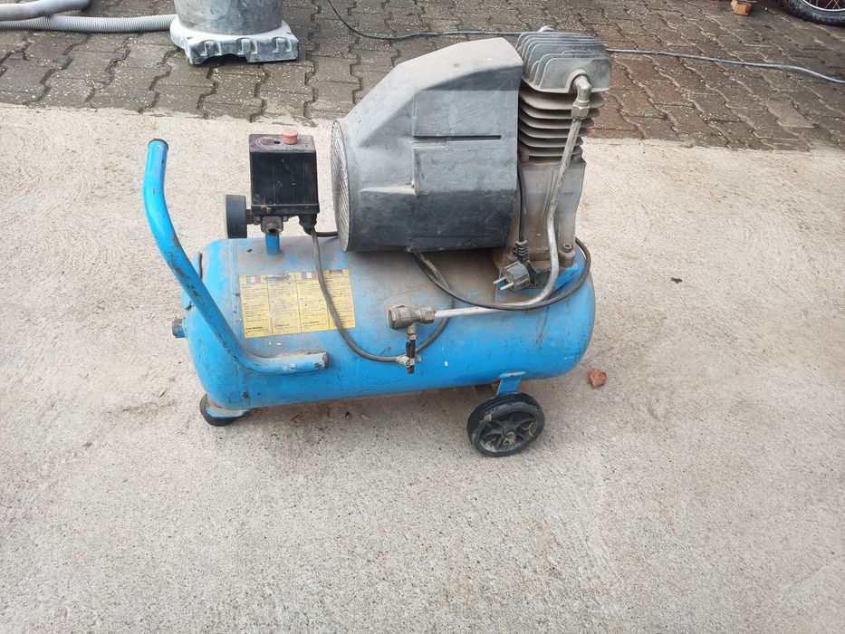 Compressor para peças Aguda • OLX Portugal