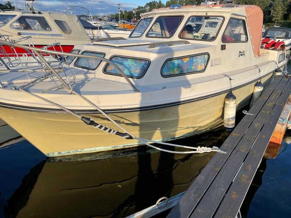 Myra 23 AC - Łódź motorowa kabinowa motorówka jacht Olsztyn • OLX.pl