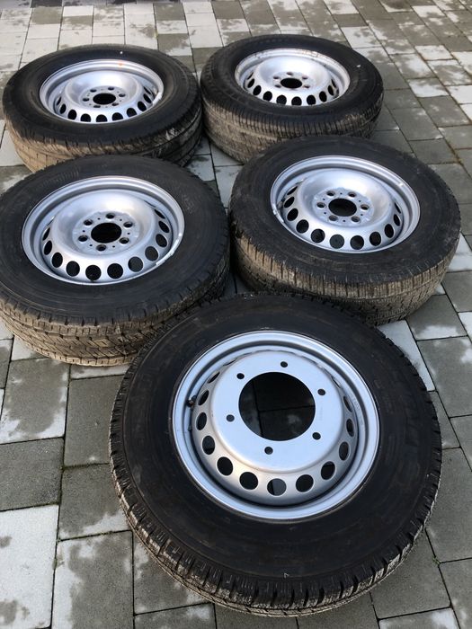 Шини 235/65 R16 C 225/65 195/75 R16 С Диски R16 6/130 Спрінтер Крафтер ...
