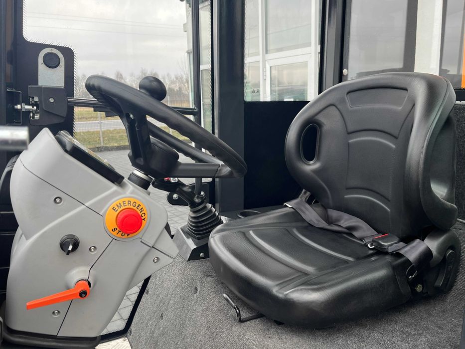 EXCAT X220 Mini Ładowarka NOWA Yanmar Radomsko • OLX.pl