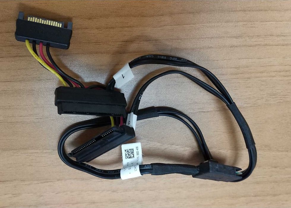 Кабель Dell Mini SAS SFF-8087 to SAS SFF-8482 + SATA power: 365 грн ...