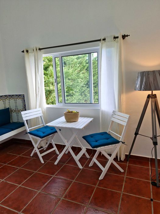 Apartamento T1 numa quinta na periferia de Angra São Mateus • OLX.pt