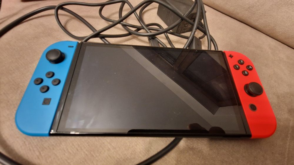 Konsola Nintendo Switch Oled + gra Just Dance 2025 Ględowo • OLX.pl