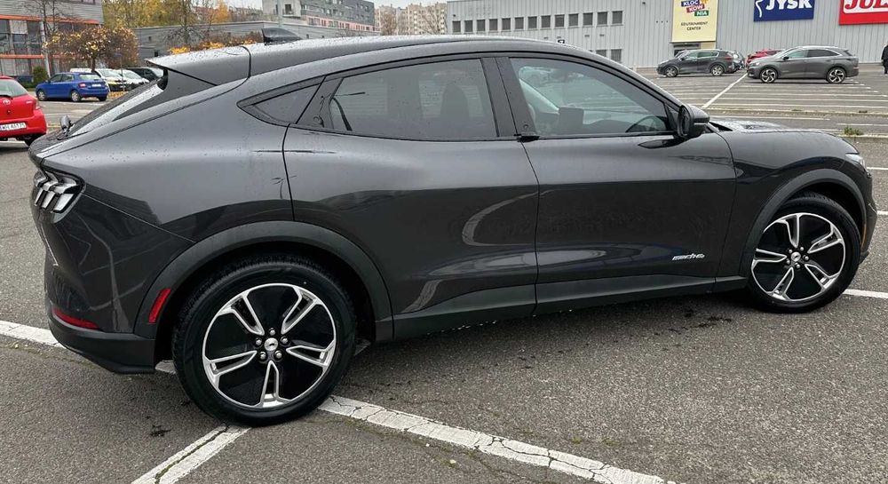 Ford Mustang Mach-E 2023 100 kwh: 17 500 $ - Ford Івано-Франківськ на Olx