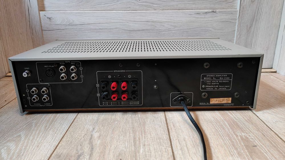 Wzmacniacz HITACHI HA-2500 srebrny Katowice Dąbrówka Mała • OLX.pl