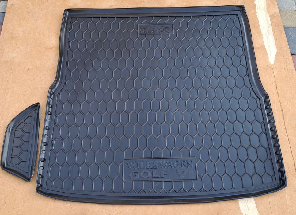 Коврик в багажник Volkswagen Golf 4, 5, 6, 7 Гольф 4, 5, 6, 7. Новий ...