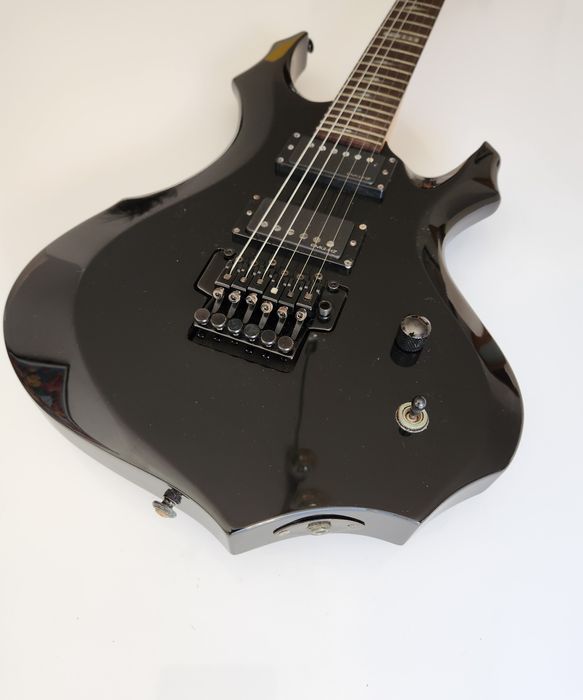 Guitarra ESP Ltd F200 EMG Cascais E Estoril • OLX.pt