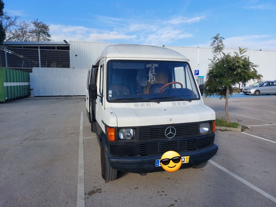 Mercedes Dahmer 209D Almada, Cova Da Piedade, Pragal E Cacilhas • OLX ...