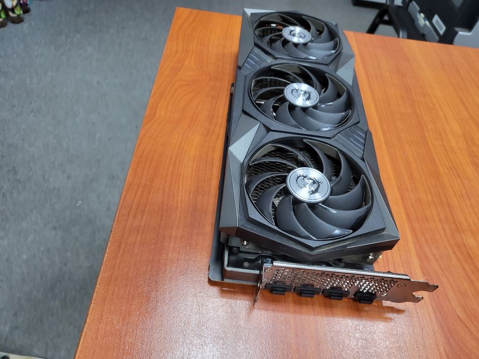 Karta graficzna MSI GeForce RTX 3080 Gaming Trio 10GB Poznań Stare ...