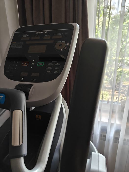 Orbitrek Precor AMT 835 P30 – Stan Bardzo Dobry – Warszawa Warszawa ...