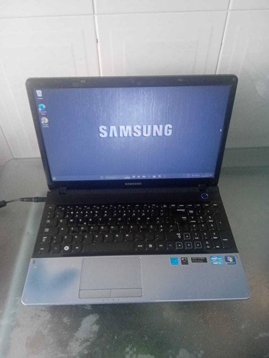 Samsung NP300E5A Intel® Core i5 i5-2450M Bonfim • OLX.pt