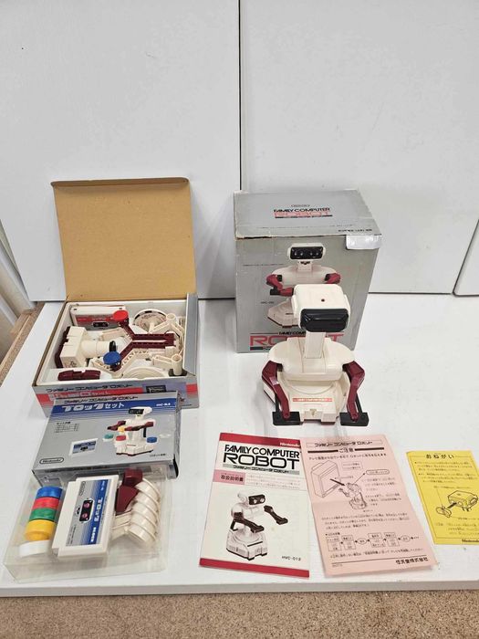 Nintendo Family Computer Zestaw Robot Gyro Block Famicom / NES ...
