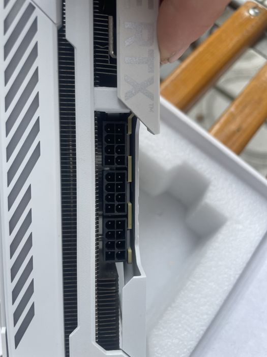 ASUS ROG Strix GeForce RTX 3080 White Edition 10GB GDDR6X: 13 500 грн ...