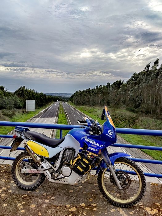 Honda Transalp 600 Torres Vedras (São Pedro, Santiago, Santa Maria Do Castelo E São Miguel) E ...