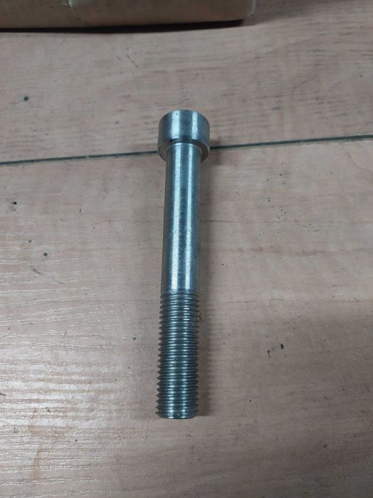 Śruby M6 , M8, M10, M12 ,M16 ,M24,M36 Nowe różne rozmiary Banino • OLX.pl