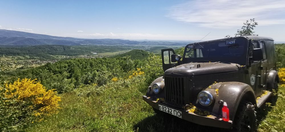 Продам ГАЗ 69 в нлрмальному стані желізна криша зроблена гарно не тече 70 000 грн УАЗ