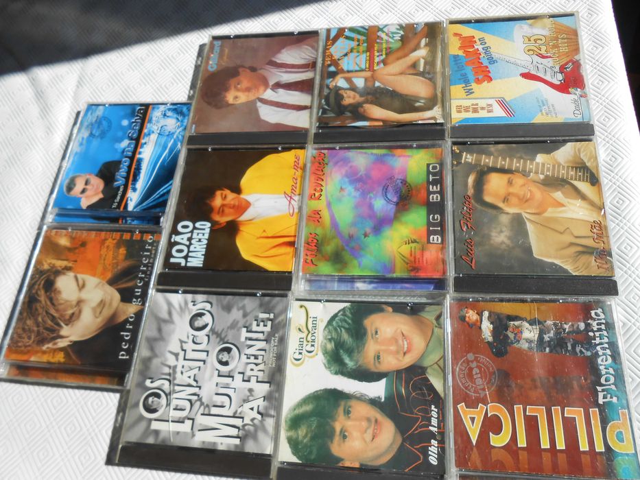 CDS de Música - Vários Portimão • OLX.pt