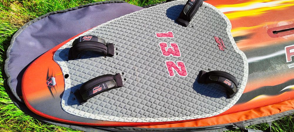 Deska windsurfingowa HiFly Free 132 7,9kg Carbon-Kevlar 250x69cm ...