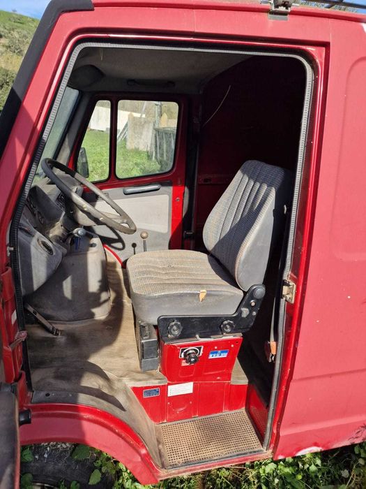 Mercedes Benz 208D - Furgão Boavista dos Pinheiros • OLX.pt