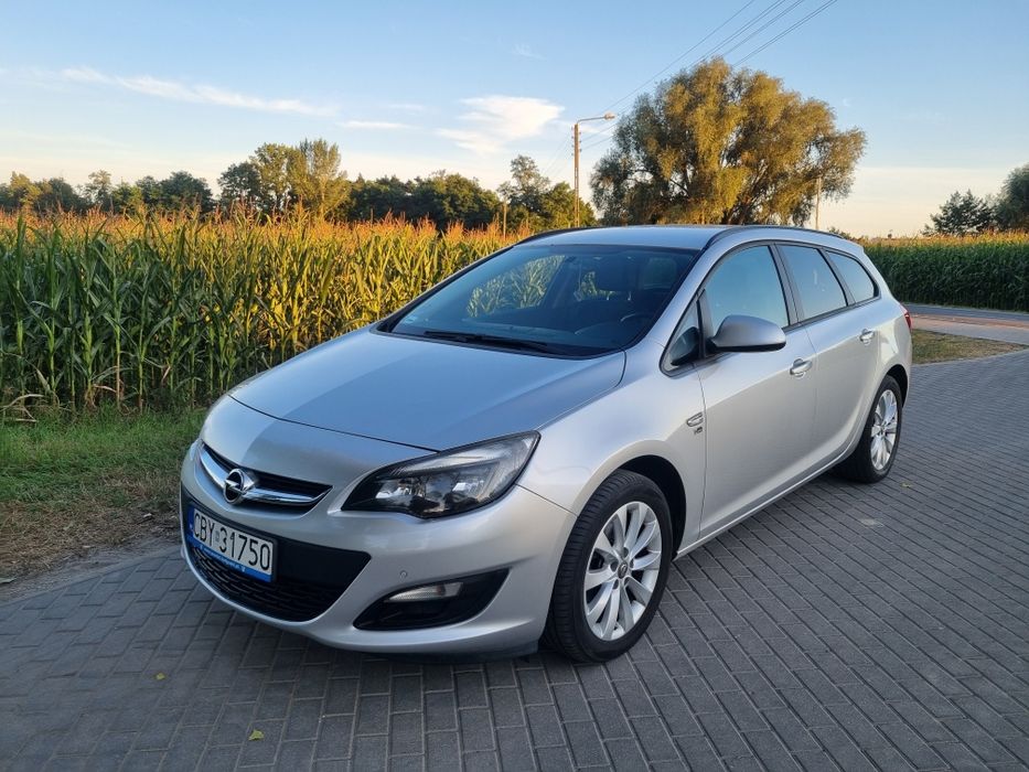 Opel Astra IV J Sports Tourer 1.7 TDCI 2012 Adam 150. Hak, Alu 17 ...