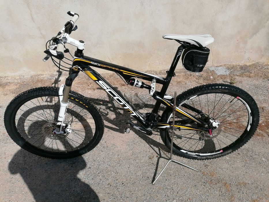 Scott spark 50 27.5 suspensão total com bloqueio no volante Fernão ...