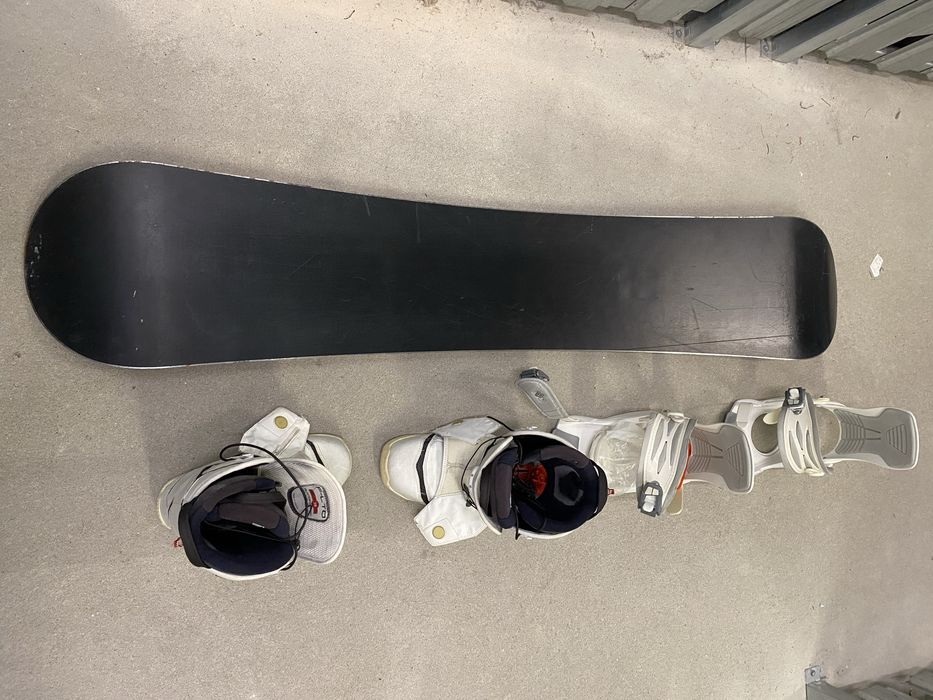 Deska Generics + wiązania + buty Salomon Nowy Świat • OLX.pl