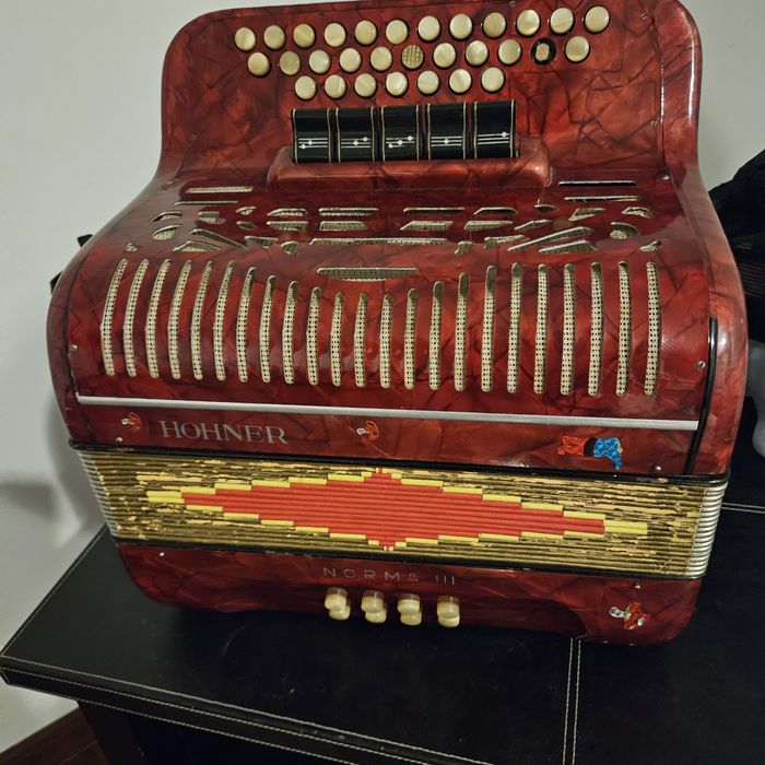 Concertina Hohner Sequeira • OLX.pt