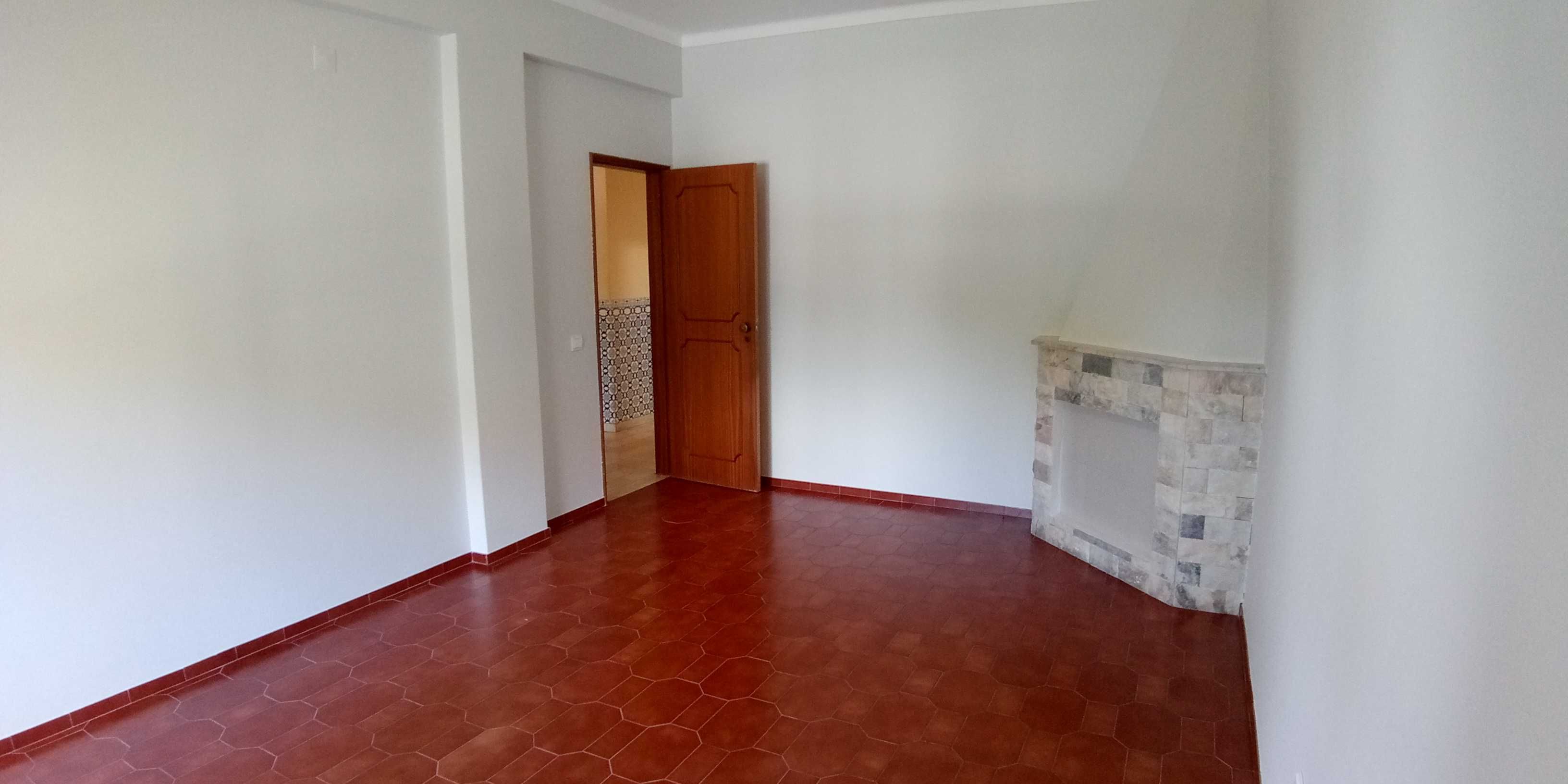 Arrendamento de Apartamento T2 na avenida Infante Dom Henrique, 236 ... Arrendamento de Apartamento T2 na avenida Infante Dom Henrique, 236 ...