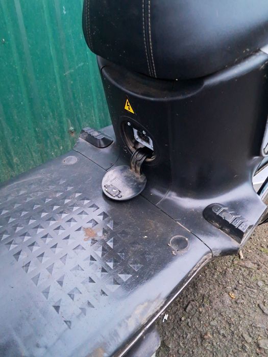 Електроскутер Yadea E3 Silver: 15 000 грн. - Електроскутери Дніпро на Olx