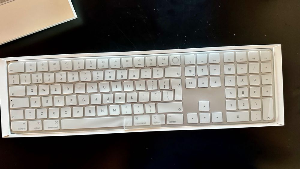 Apple Magic keyboard conTouch ID Canidelo • OLX Portugal