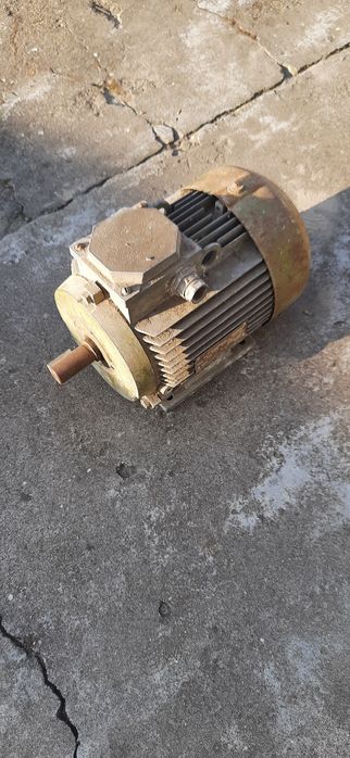 Silnik elektryczny 3 kw. Dąbrówka Wielkopolska • OLX.pl