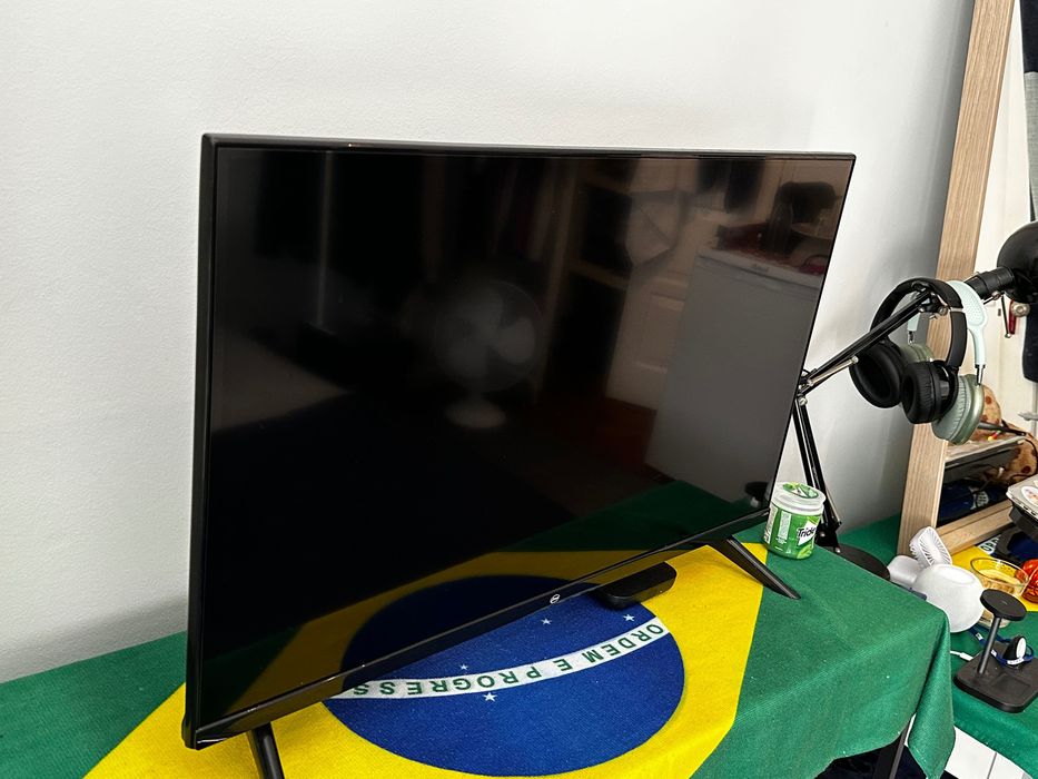 Smart TV 32” usada - Ótimo estado, funcionando 100% Campolide • OLX.pt
